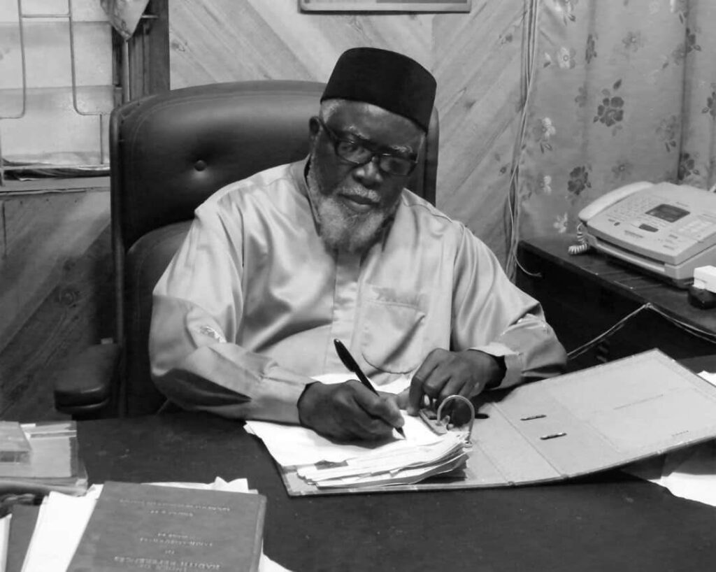 Popular Yoruba Poet, Olanrewaju Adepoju, Dies at 83 - African Pride ...